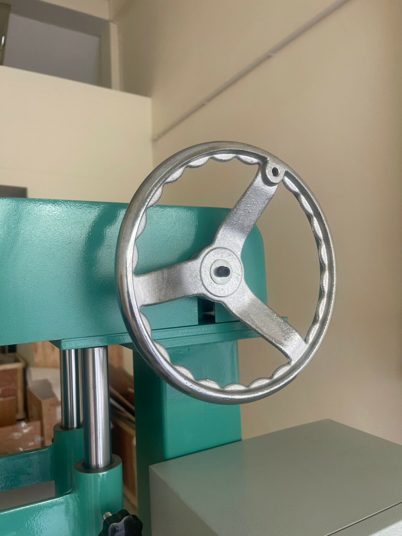 16053 เครื่องปั่นผสมของเหลว เครื่องปั่นครีม เครื่องปั่นโลชั่น (โปแถมถัง ...